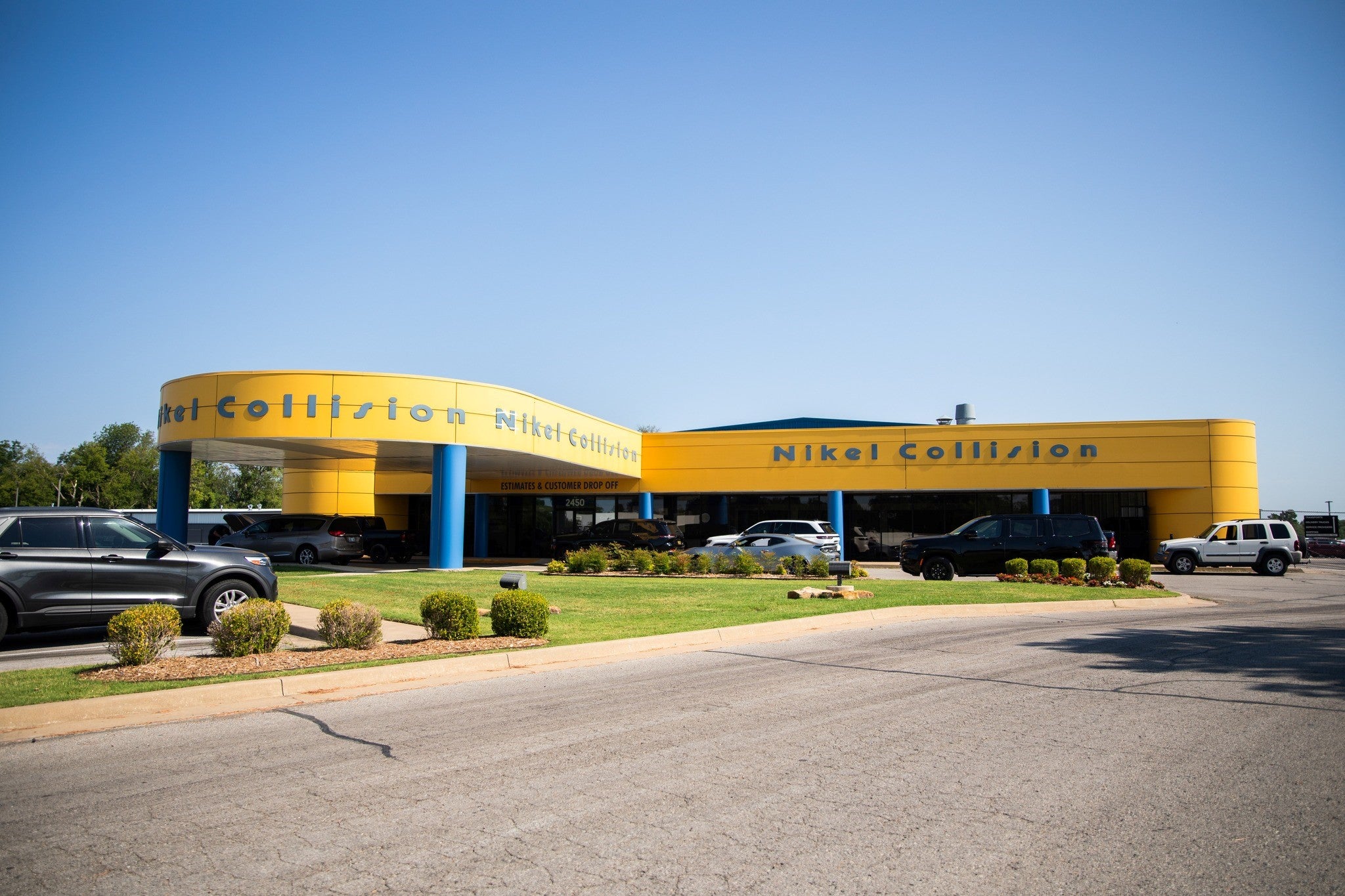 CDJR Body Shop Available In Tulsa, OK | Chris Nikel CDJR